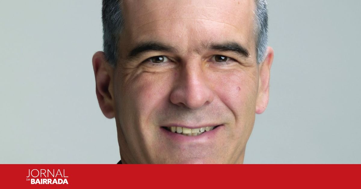 Liberdade, democracia e ditadura - Jornal da Bairrada